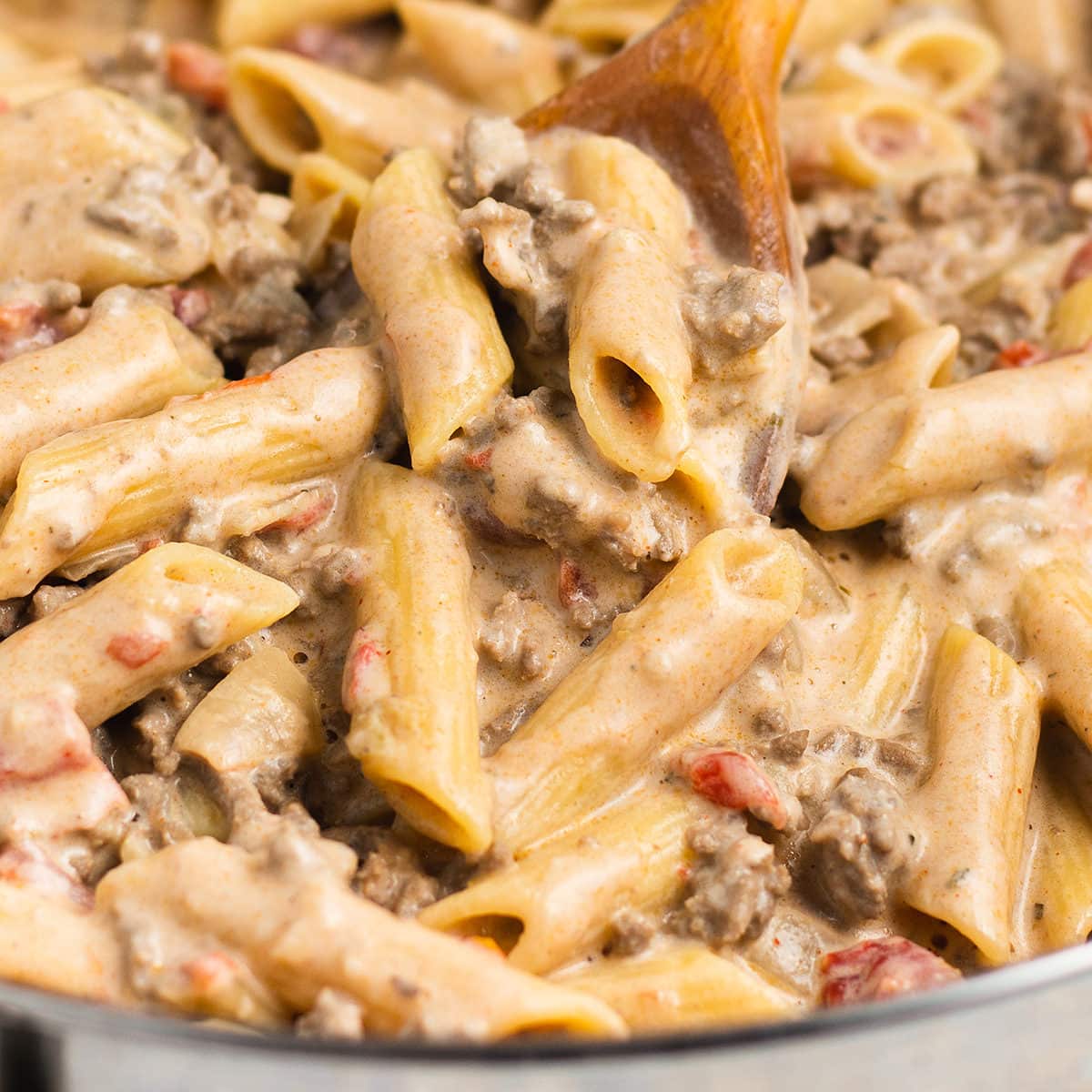 Creamy Rotel Pasta with Ground Beef - Easy Cheap Recipes